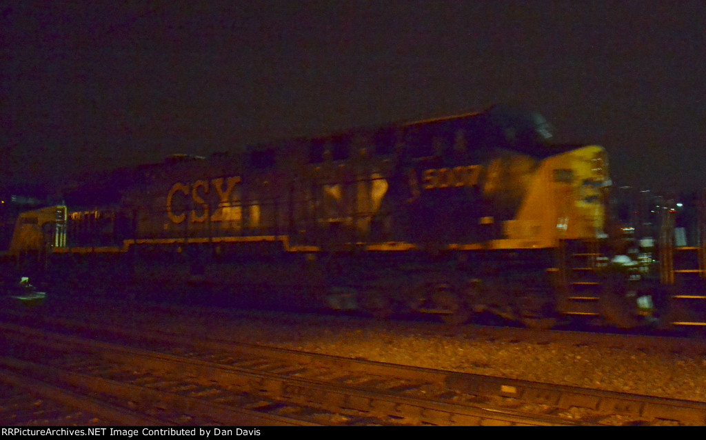 CSX AC60CW 5007 fourth on Q410-15.